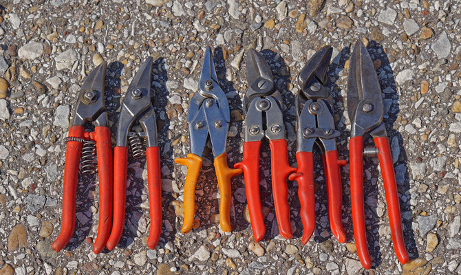 Tips for Finding the Right Metal Snips for Your Project – The Dixon Pilot
